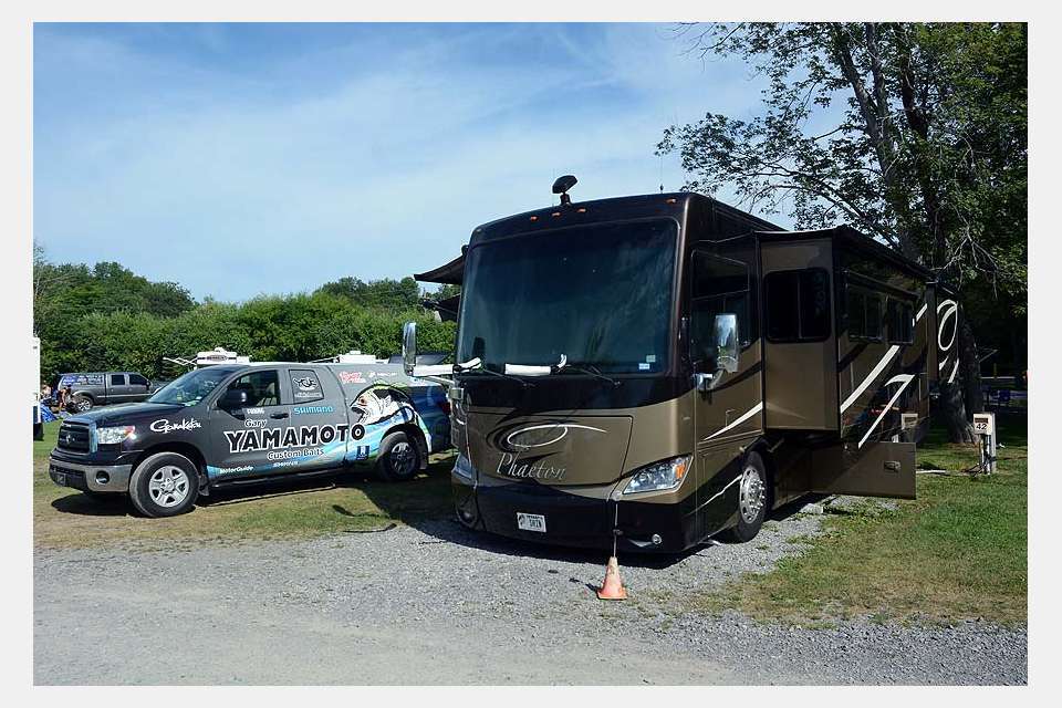 RV living with Shin Fukae - Bassmaster