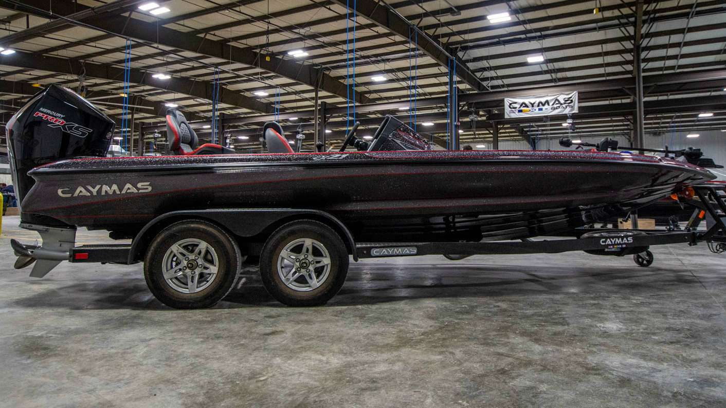 A look inside Caymas Boats - Bassmaster
