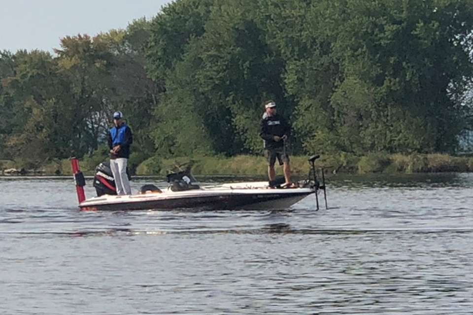 Lindgren moving around - Bassmaster
