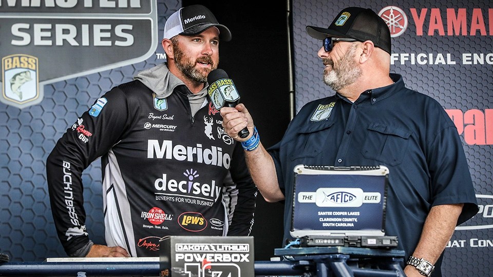 Smith becomes latest ROY leader - Bassmaster